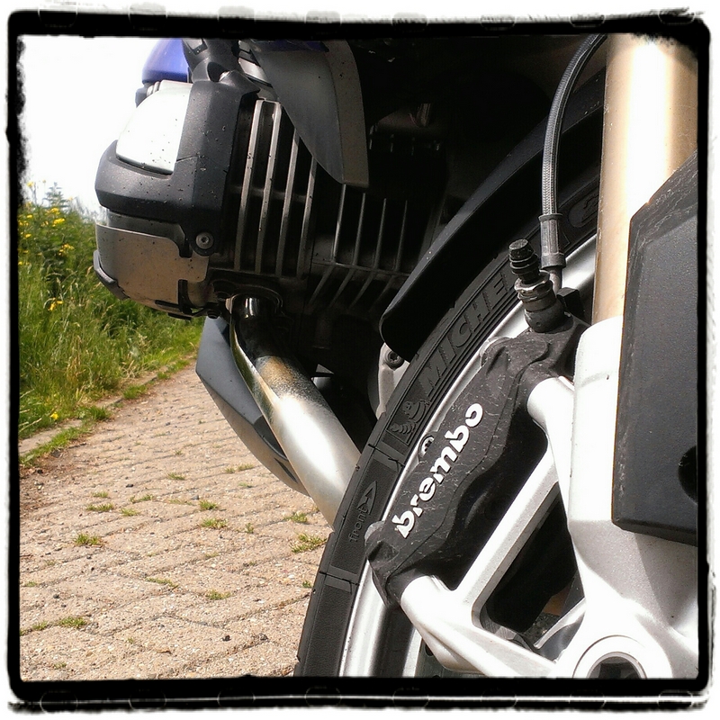 Review: BMW R 1200 RT – Team Throttle