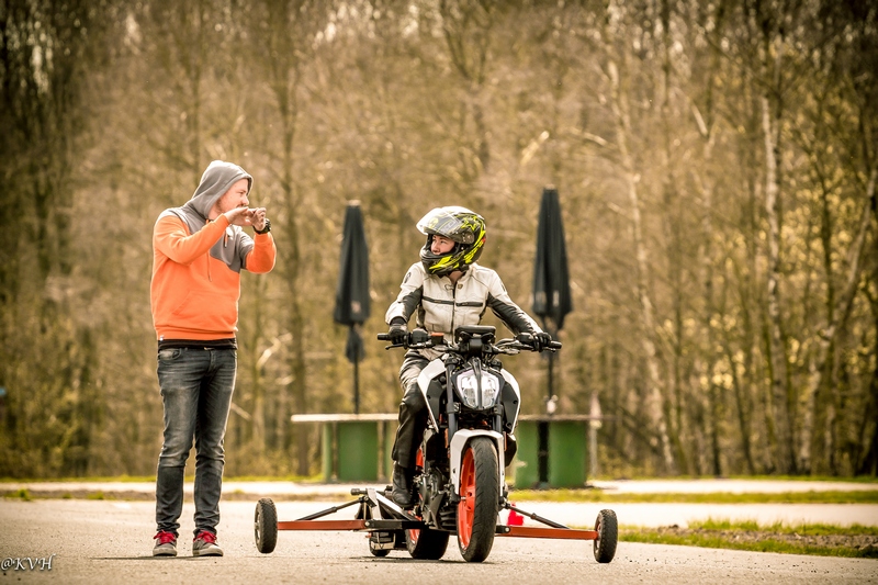 Wheelies for dummies – Team Throttle