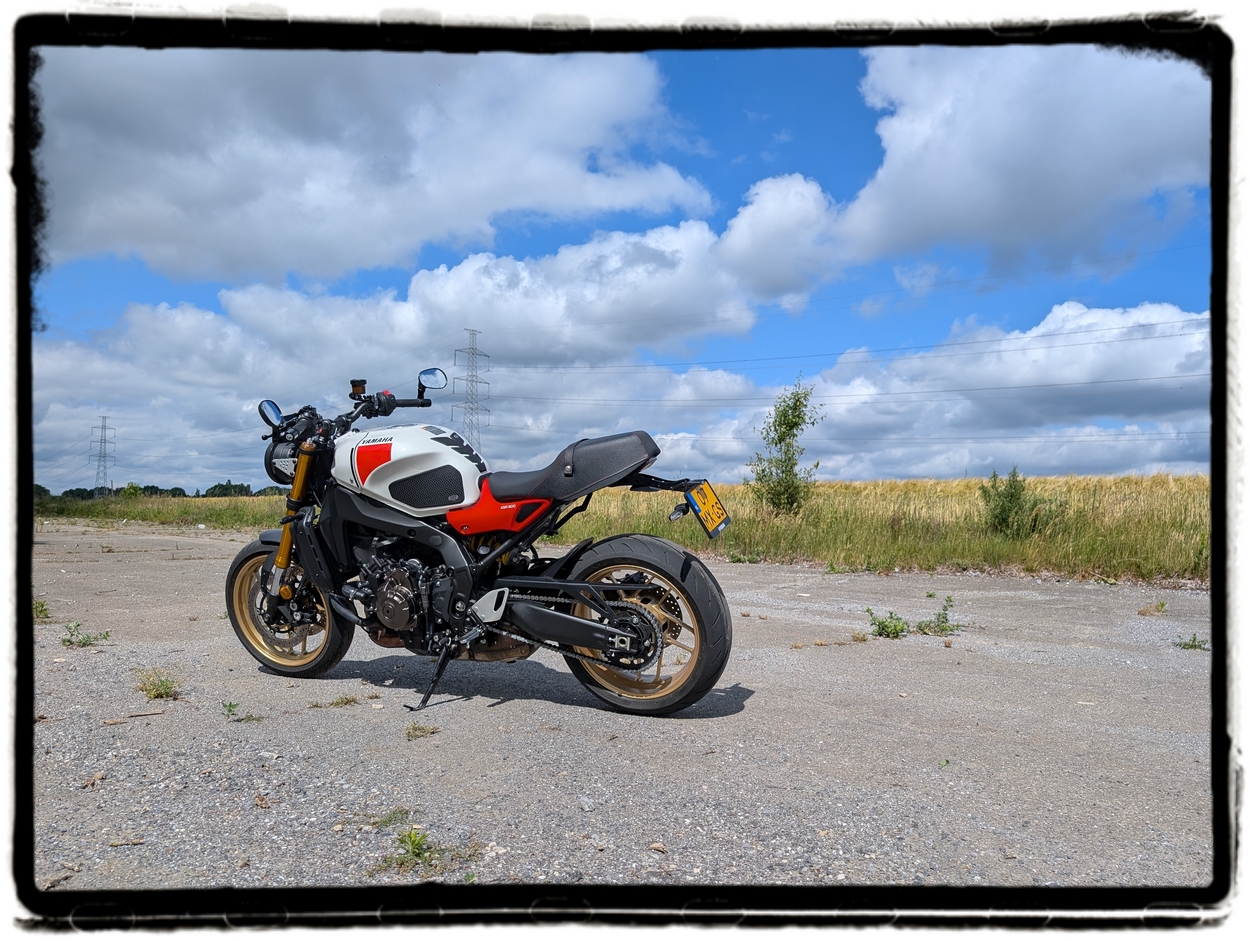 Review: Yamaha XSR900 – Team Throttle
